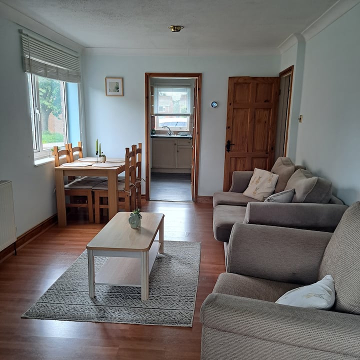Cute Little 2 Bed Near Cambridge - Oswestry