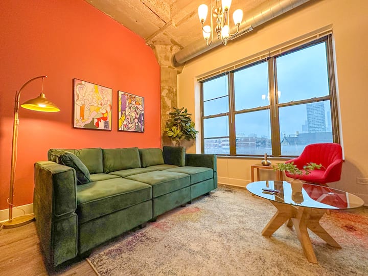 Modern 2br Near Mccormick Skyline View | Sleeps 8 - Chicago, IL