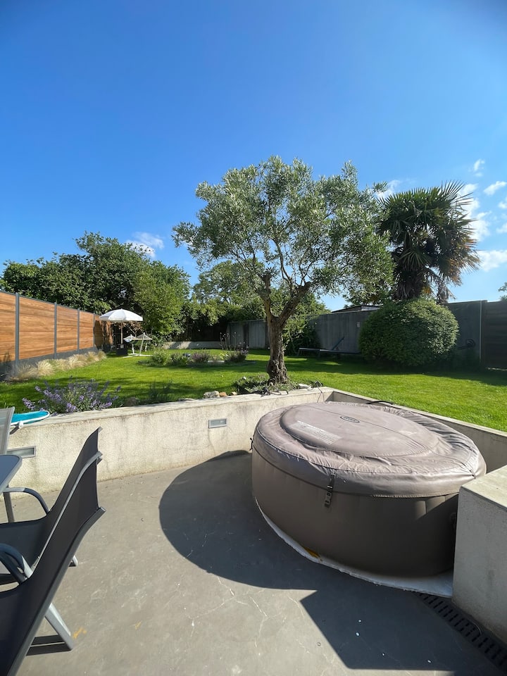 Hellfest : Tente Et Détente - Clisson