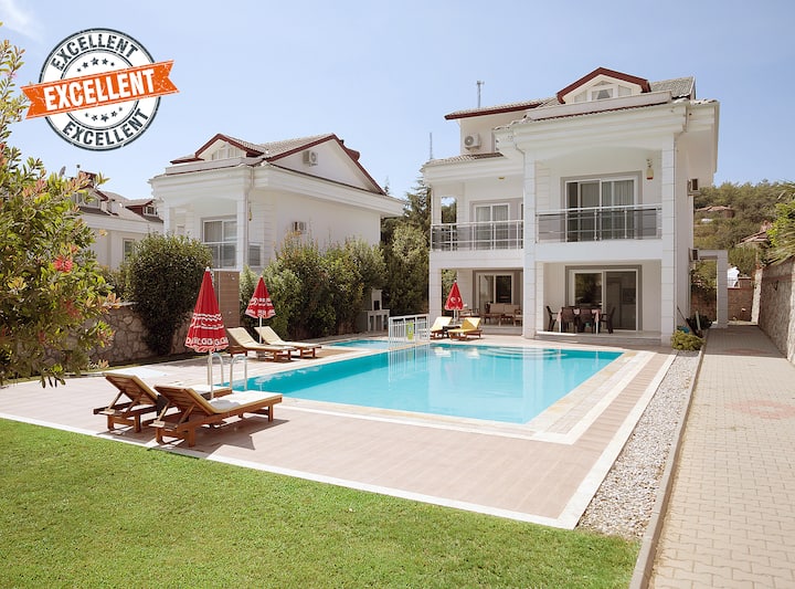 Villabera2 ÖZel Bahçe Ve Büyük Havuzlu Korunaklı - Fethiye