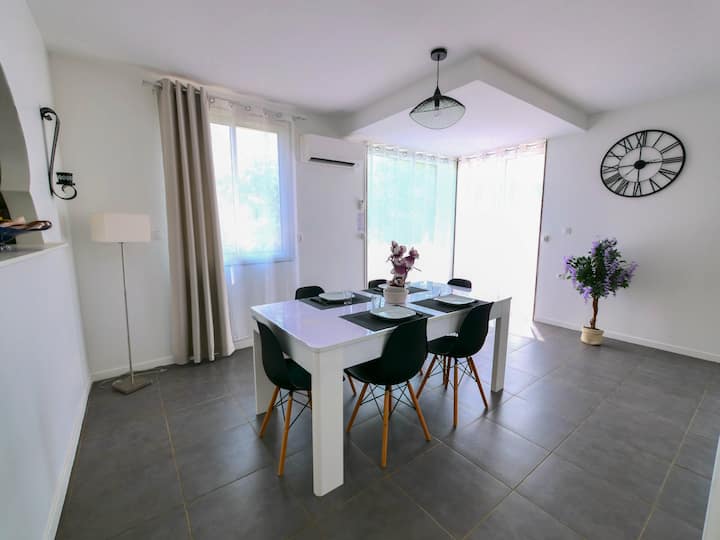 Vaste Duplex Front De Mer Entre Centre Plage/port. - Colliure