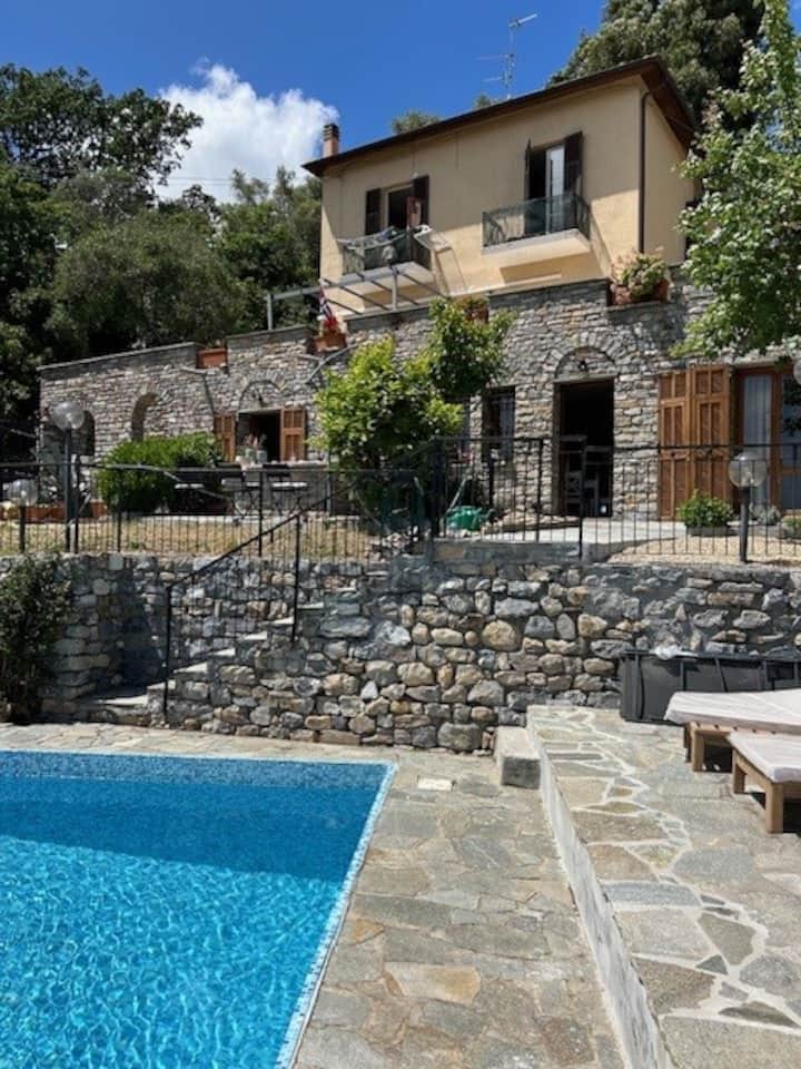 Villa In Porto Maurizio With Private Pool - Imperia