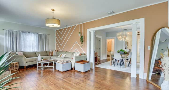 15 Min To Beach Entire Home! Gracies Cottage - Bradenton, FL