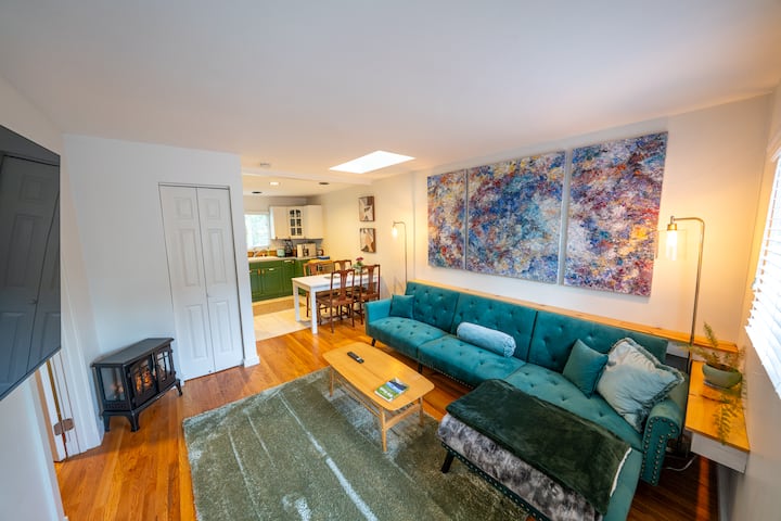 Arbor Heights Hideaway: A Quiet West Seattle Home - Seattle-Tacoma Airport (SEA)