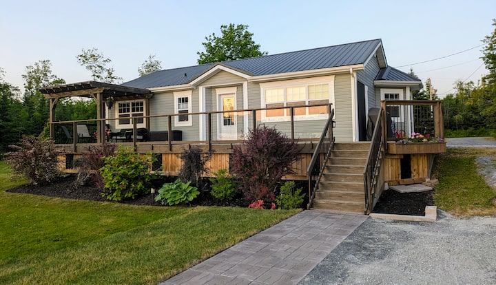 Our Family Lake House Retreat - Truro