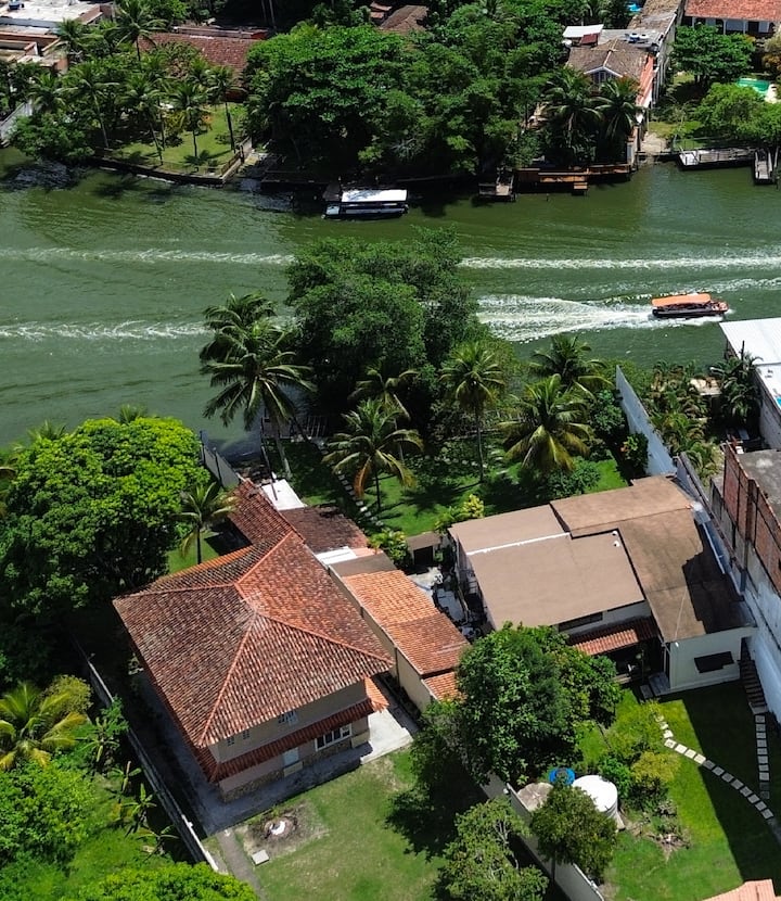 Nature+safety+peace - Urban Lagoon Tropical Island - Rio de Janeiro
