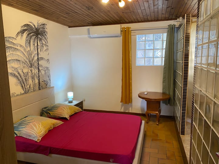 Happy Tropicaloc
Terre-sainte - Saint-Pierre