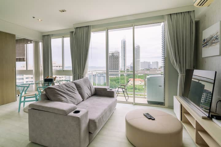 Veranda Residence/seaview Corner Room 2br/14 Floor - Pattaya City