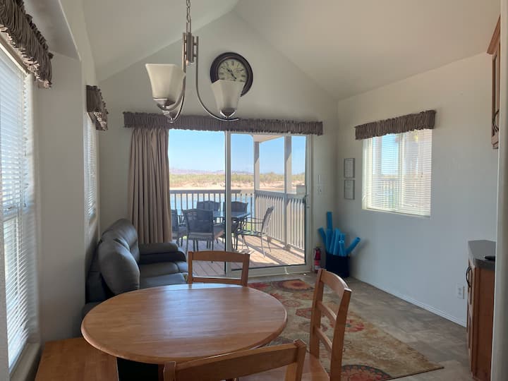 Location! Location! Cute Riverfront Home For 6! - Blythe, CA