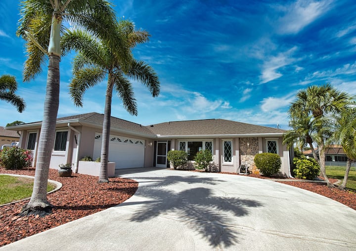 Big Private Pool, Game Room, Spacious 3bd/2bth - Port Charlotte