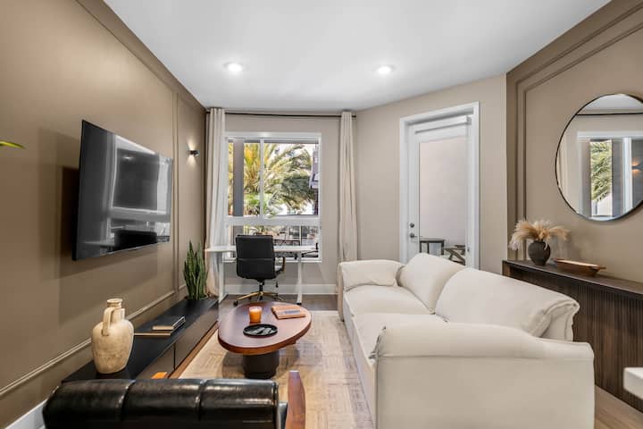 The Gisele® - Luxury 1br In Irvine W/ Gym, Pool - Irvine, CA