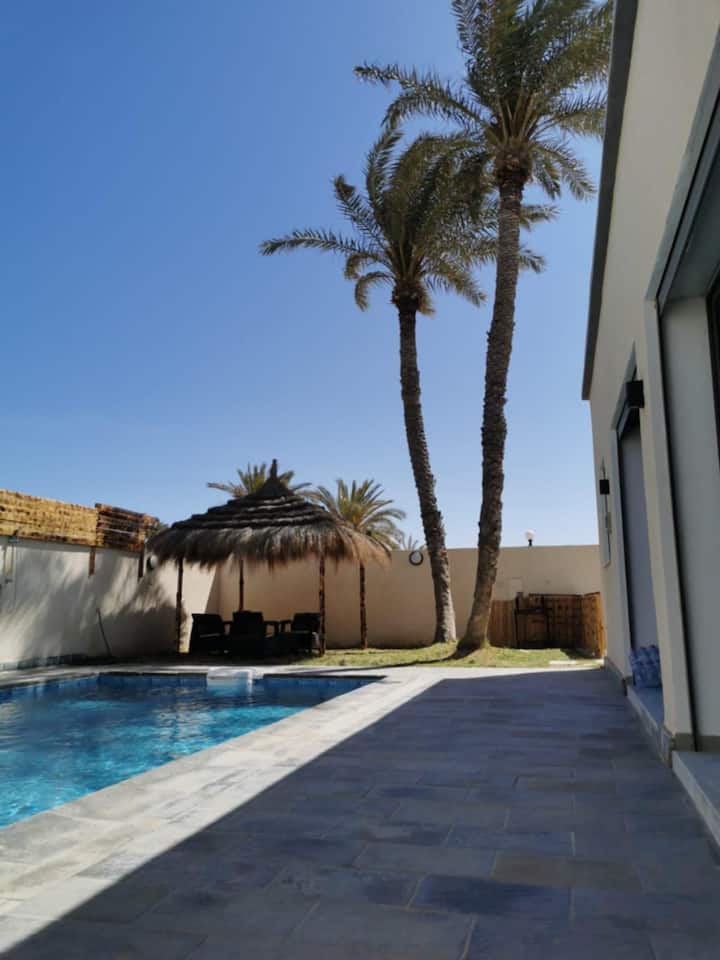 Spacieuse Villa Hannah (Piscine Sans Vis-à-vis) - Djerba