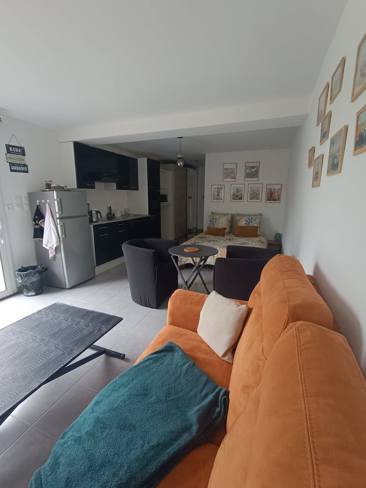 Studio  Dans Habitation  "Les 24 Heures Du Mans" - Le Mans