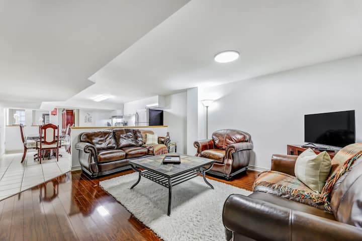 Rated Top 5% Of Homes 1500 Ft.² 2bed Close To Lake - Mississauga
