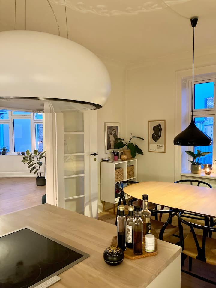 92 Kvm Stor, Lys Og Moderne Lejlighed - Copenhaguen