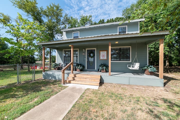 Running B Farm - Purtis Creek State Park, Eustace