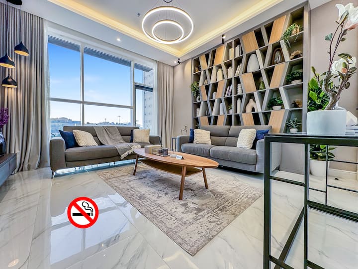 Luxury Apartment In High-rise With Balcony - Riyadh