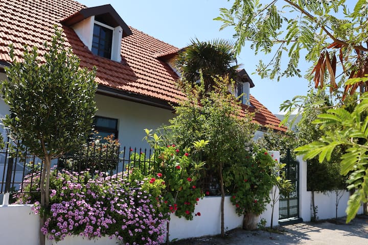 Beautiful Villa In Crete(200sqm) - Heraklion
