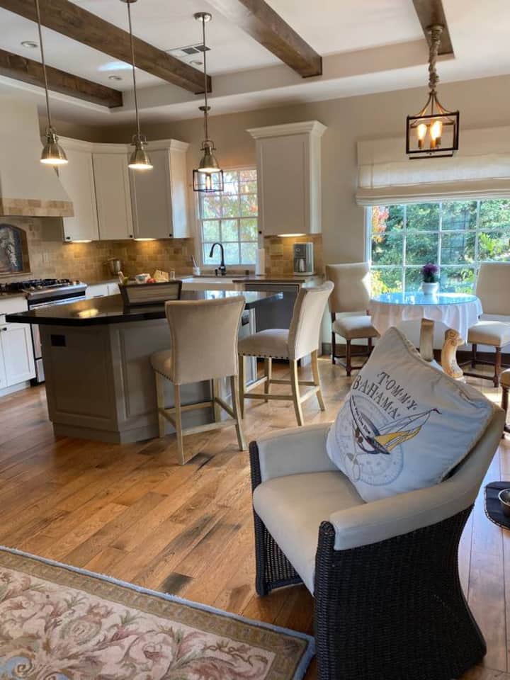 Wine House. Central Location, Near Wineries - Yountville, CA