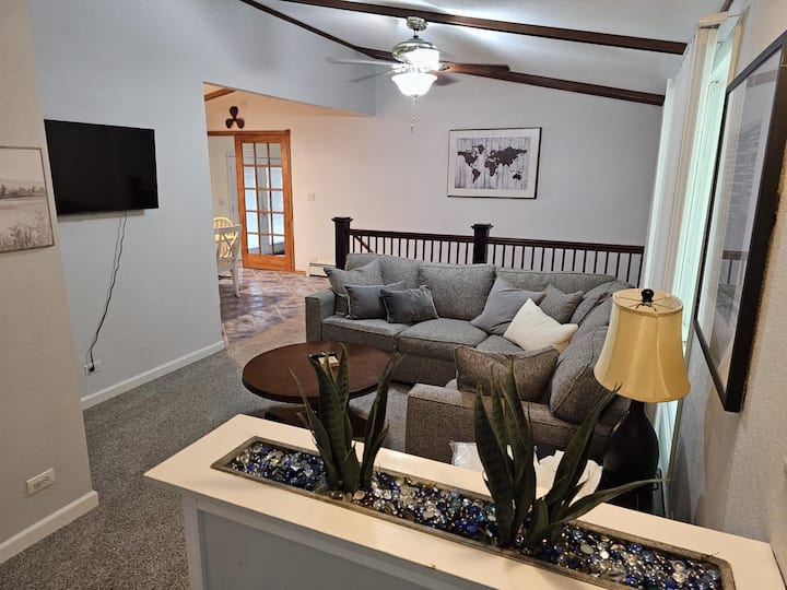 Bagnell Dam Strip House! - Lake Ozark, MO