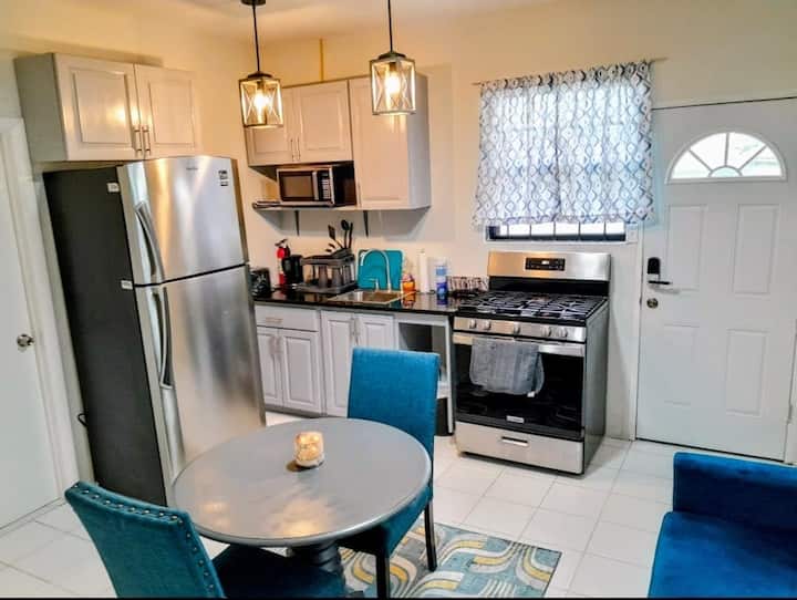 Tropical Tranquil Stay! - Nassau