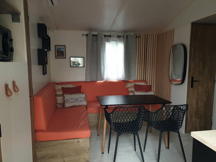 Loue Mobil Home 3chambres Clim - Lourmarin