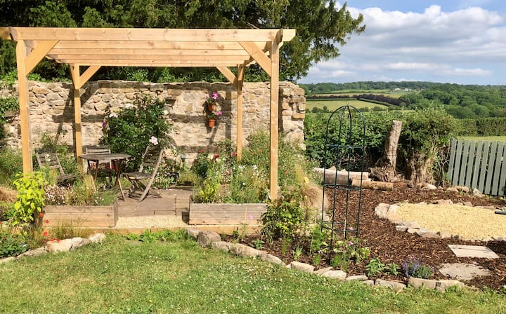 The Old Shop In English Bicknor, Forest Of Dean - Herefordshire