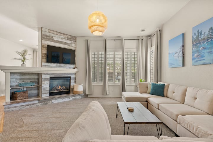 Game House Pool Table Bbq Fireplace Near Mt. Rose - Reno