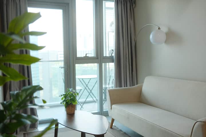 Luxury 2br Oasis 360 Bgc View Netflix Pool Wifi - Philippines