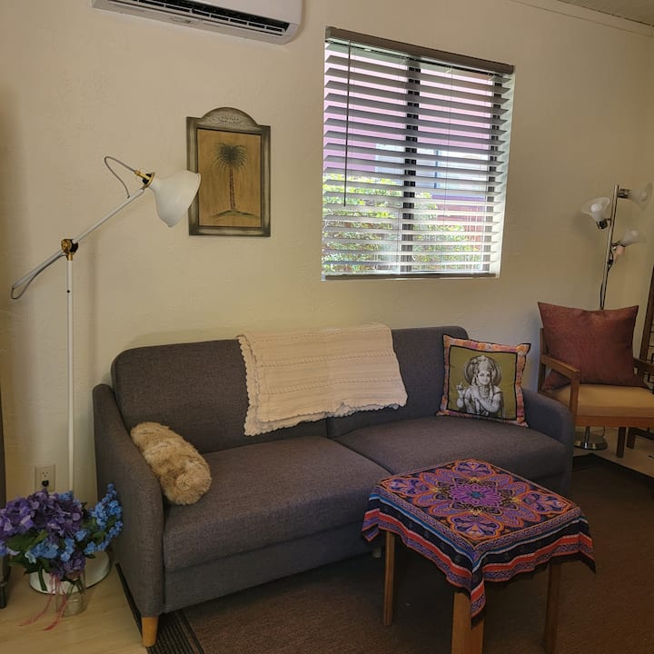 Uptown Sedona Guest House Near All! 30 Days Min. - Sedona, AZ