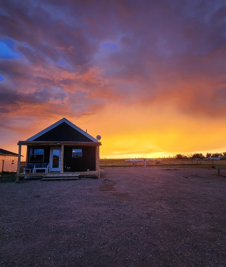 Colorful Mountainview Tiny Home - Laramie, WY