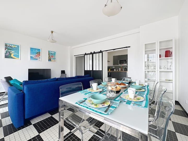 Superbe Appartement Climatisé Vue Sur La Rade - トゥーロン