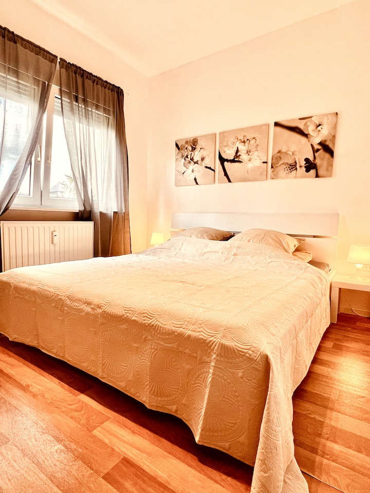 Apartment Ferienwohnung In Duisburg Zentrum - Duisbourg