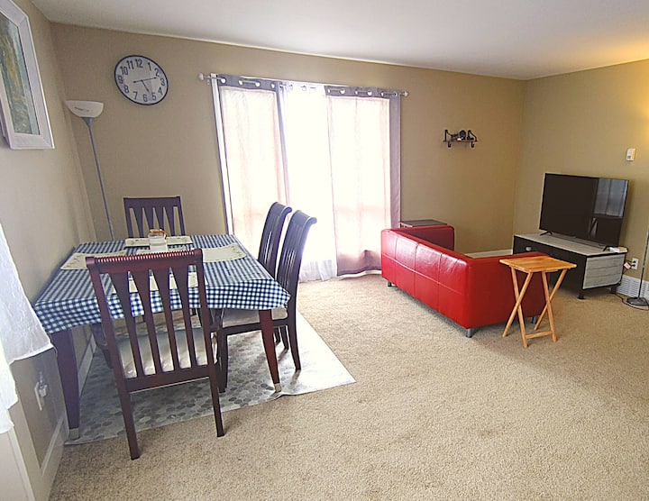 Lovely-cozy Room (1 Queen Size Bed )#1 - Whitehorse