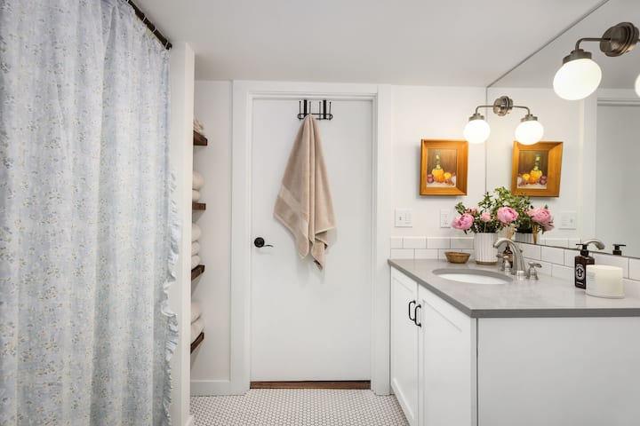 Stylish Se Gem Tabor + Hawthorne Vibes - Portland, OR