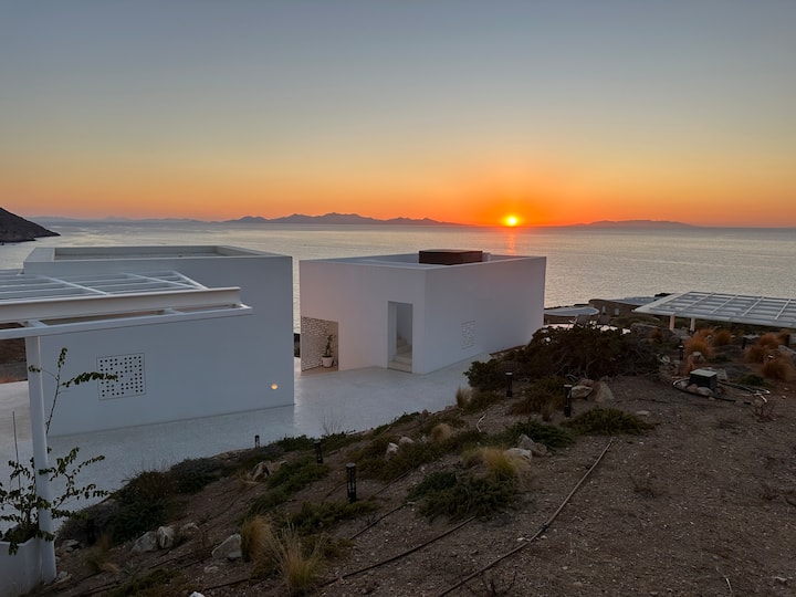 Modern Cycladic Room: Sea & Sunset Views For 2 - Antiparos
