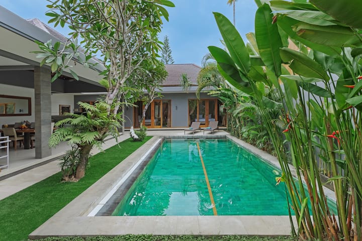 3br Villa/canggu 7 Min Drive/long 11 Meters Pool! - Seminyak
