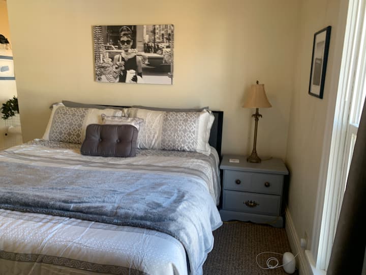 1kg-bed Entire Non-shared Condo Near Hospitals -3 - Topeka, KS