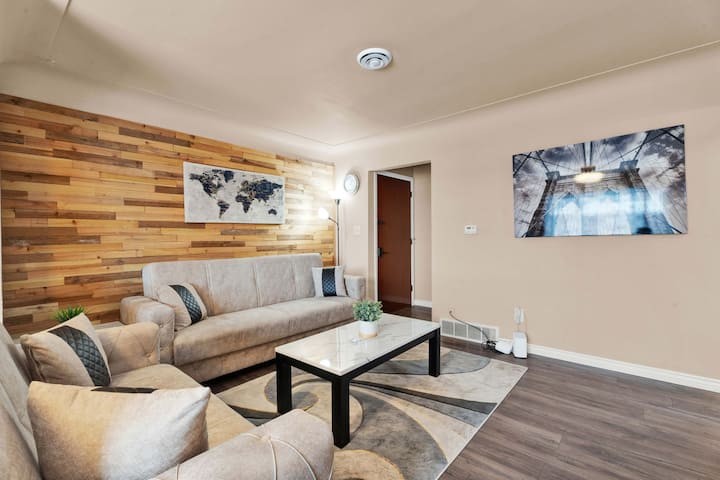 Shelby 2br Steps To Stony Creek Lake | Sleeps 5 - Rochester University, Rochester Hills