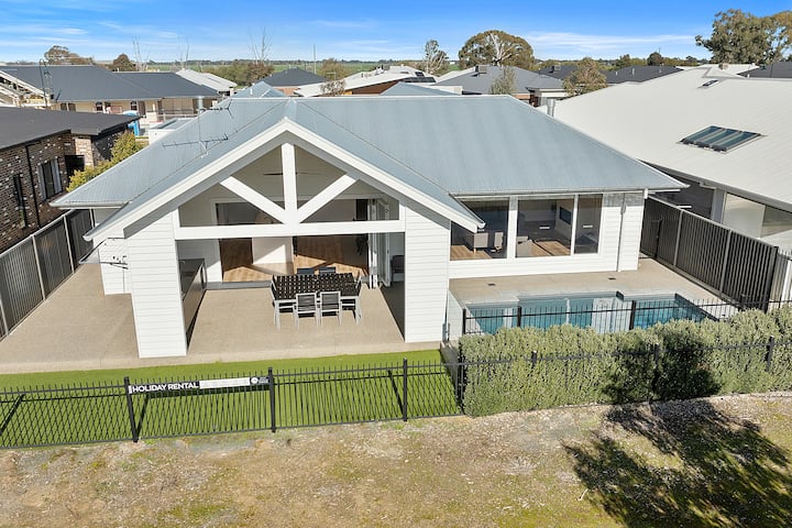 Fairway 43- Golfers Dream Black Bull Golf Course - Yarrawonga