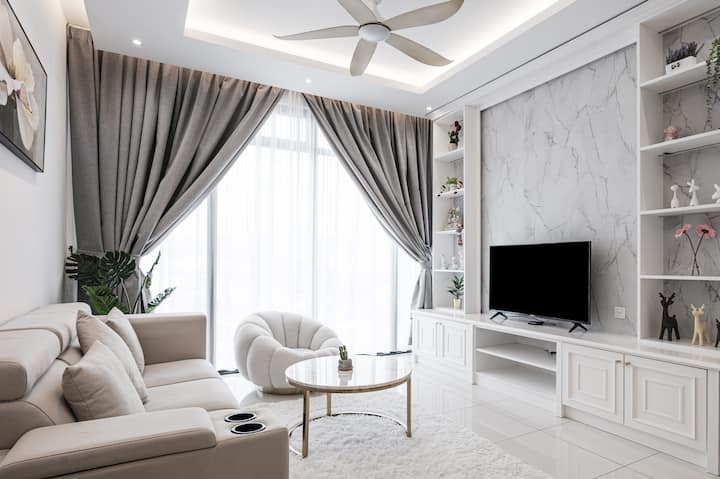 Ace@beacon#rooftoppool#coway - Jelutong