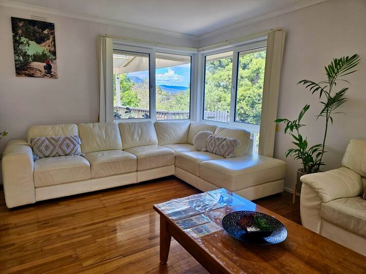 4 Bedroom Home In The Foot Of Yarra Ranges - Lilydale