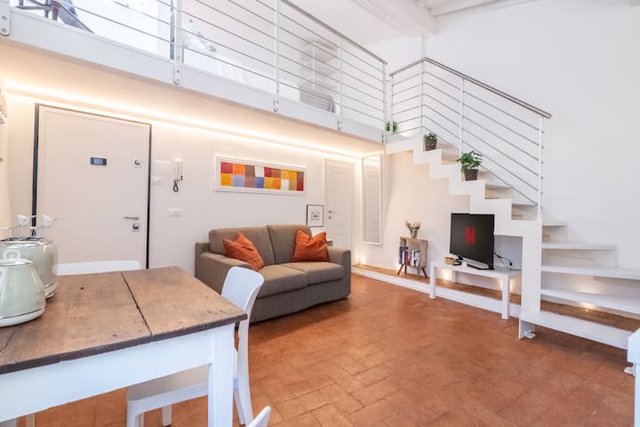 Quiet Hideway -Historic Center 650ft Ponte Vecchio - Florence