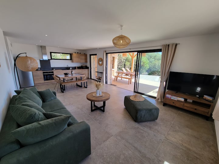Villa En Pierre Avec Piscine Chauffée Classée 4* - Plage de Figari