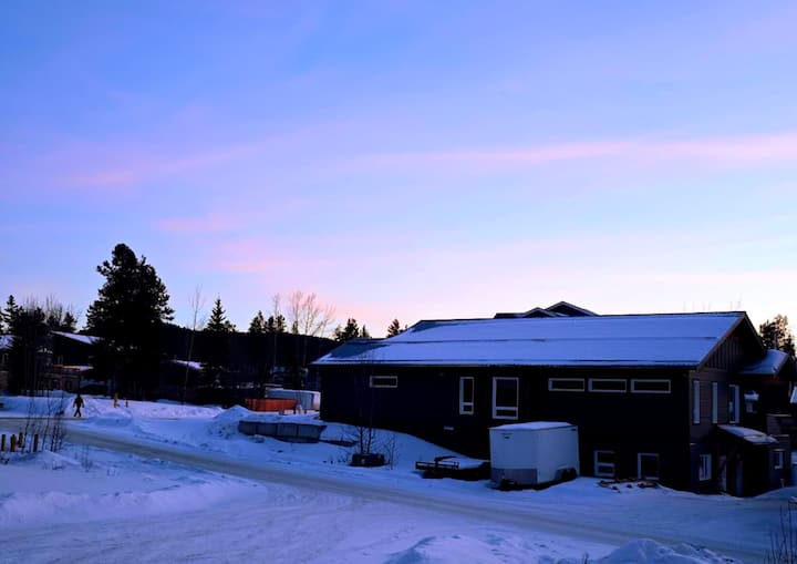 Lovely- Cozy Room (2 Single Beds) #3 - Whitehorse