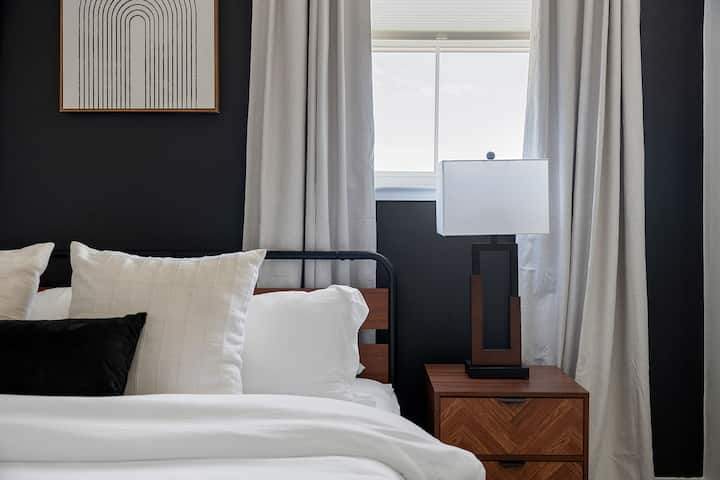 Contemporary Skyline View No.1 - Dallas, TX