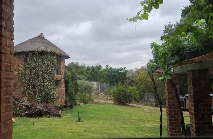 Rustic Stone Cottage, Peaceful Nature Stay In City - Tyger Valley