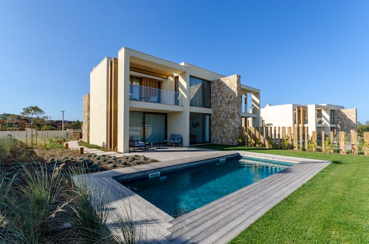 Esplêndida Moradia Duplex Com 3 Quartos - Óbidos