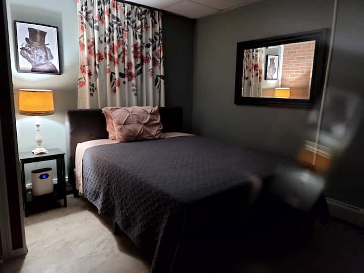 Beautiful Private Studio In Lawrence Ma - Lawrence, MA