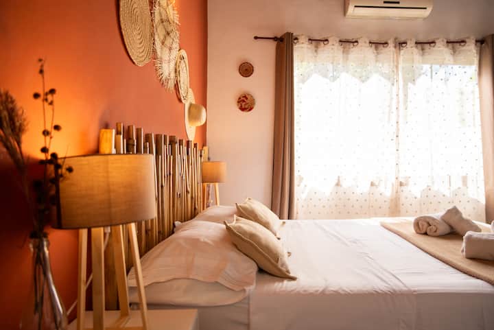 Alojamiento Con Piscina En Mejor Barrio - Assunção